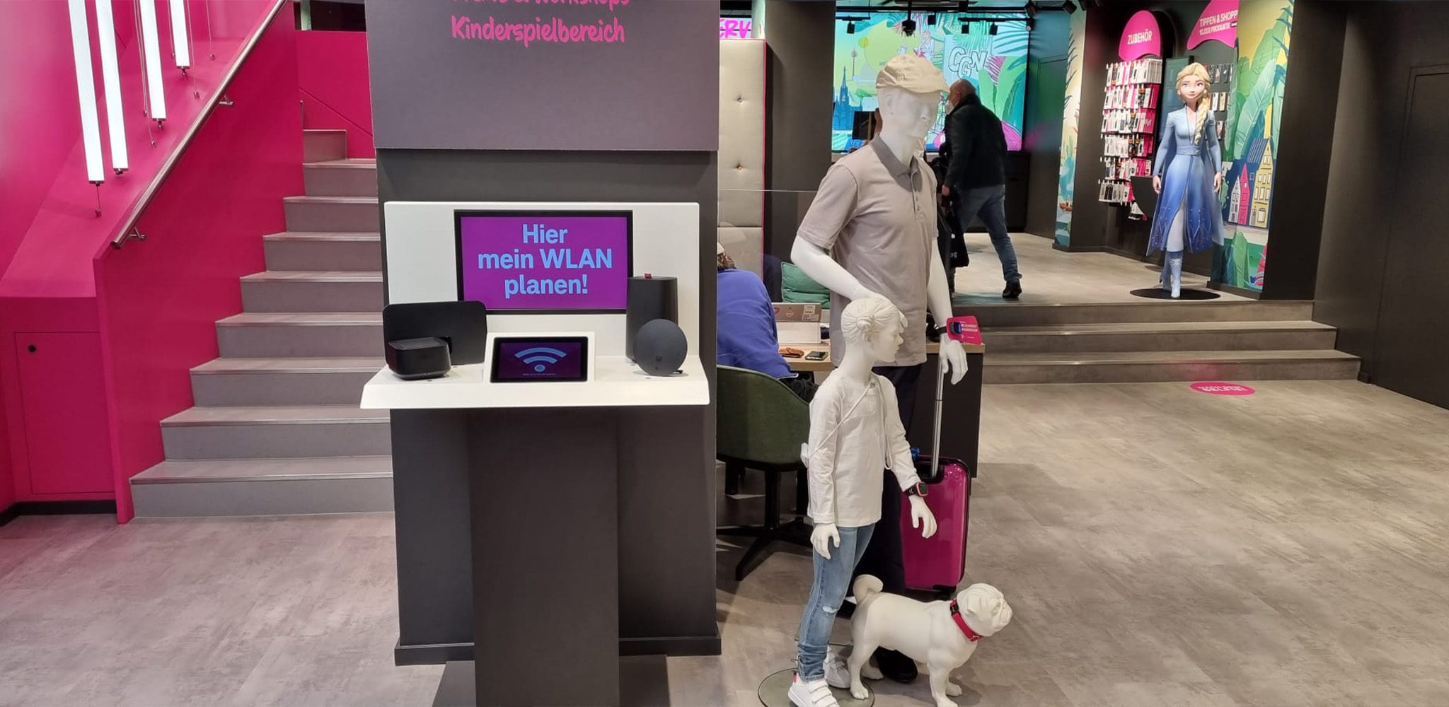 User Experience - Instore Solutions: Revolutionizing Retail with Smart Digital Solutions